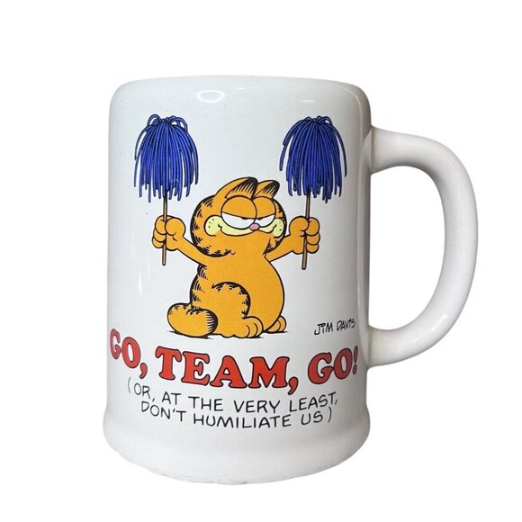 Enesco | Kitchen | Vintage 978 Garfield Go Team Go Cheer Coffee Tea Mug ...